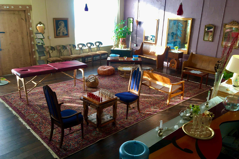 69 Cannabis Themed Restaurants in America - American Eats