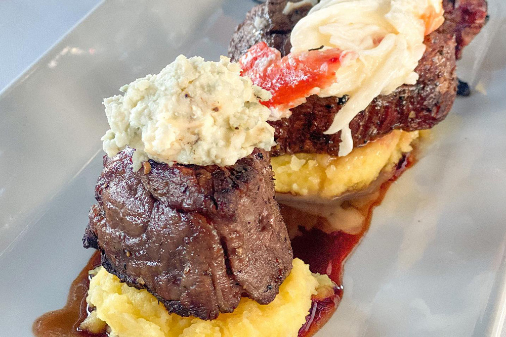 7 of the Best Restaurants on the Beach in San Diego - American Eats