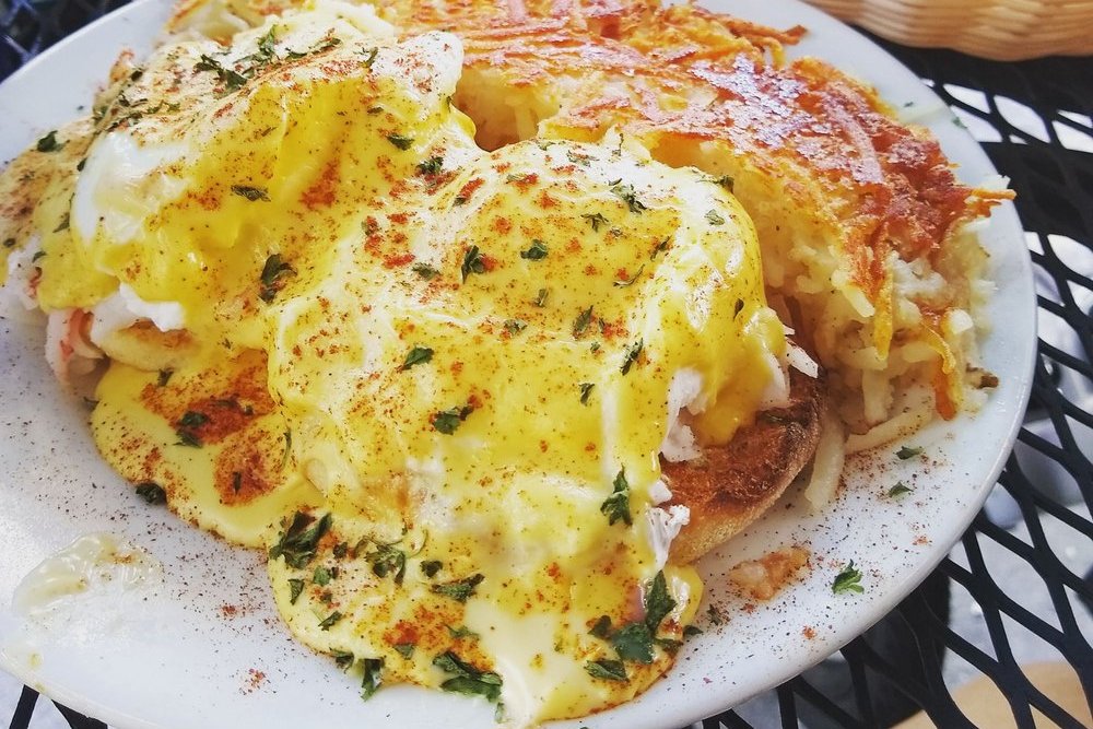 15 Delicious Restaurants Along The Tampa Riverwalk - American Eats