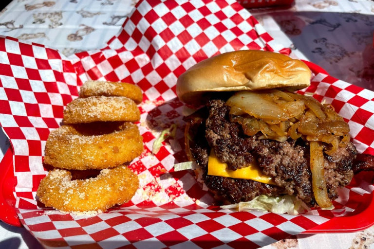 Ridiculously Tasty Burger Spots in Phoenix - American Eats