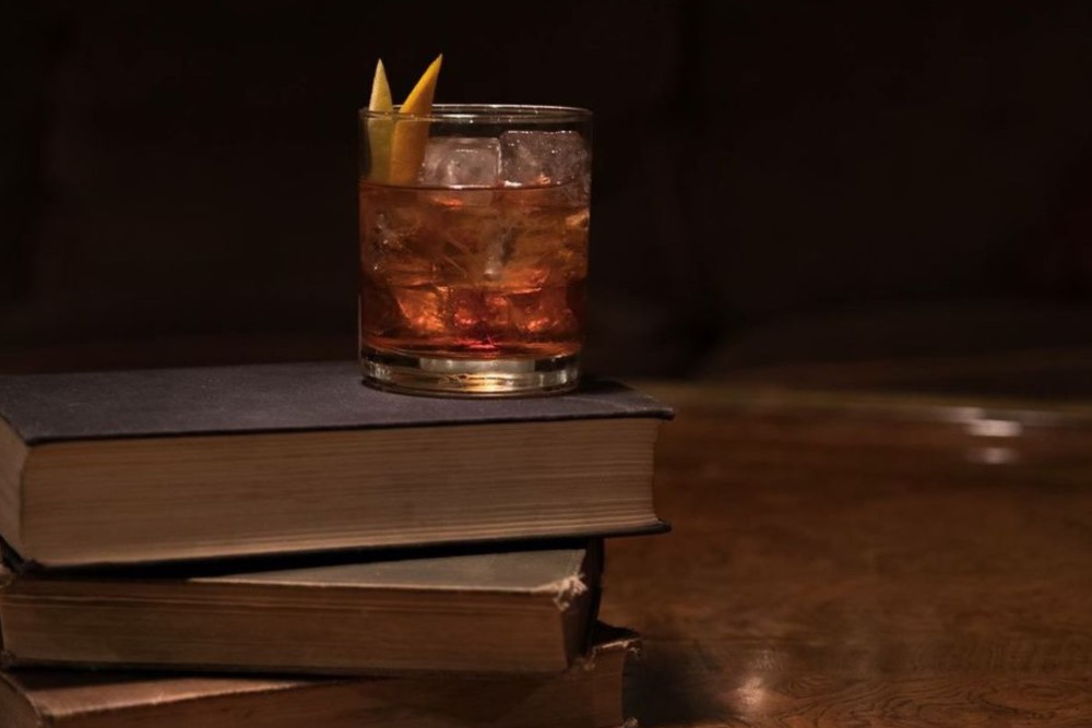 The Essential Guide to Cocktail Bars in Phoenix - American Eats