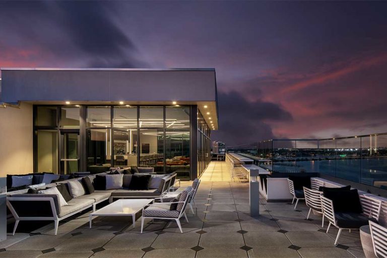 The Most Gorgeous Rooftop Restaurants in Tampa - American Eats