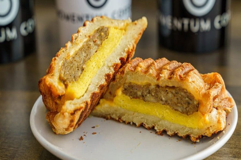 The Best Places to Eat Near McCormick Place Convention Center, Chicago ...