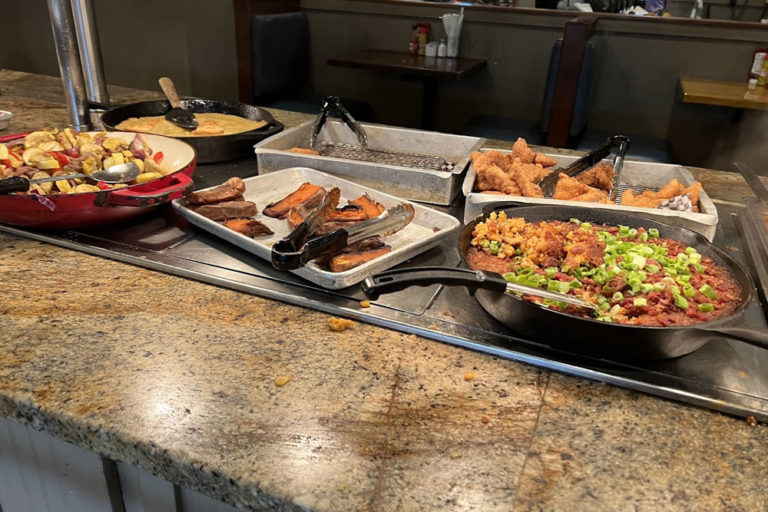 8 Excellent Buffets in Tampa, FL - American Eats