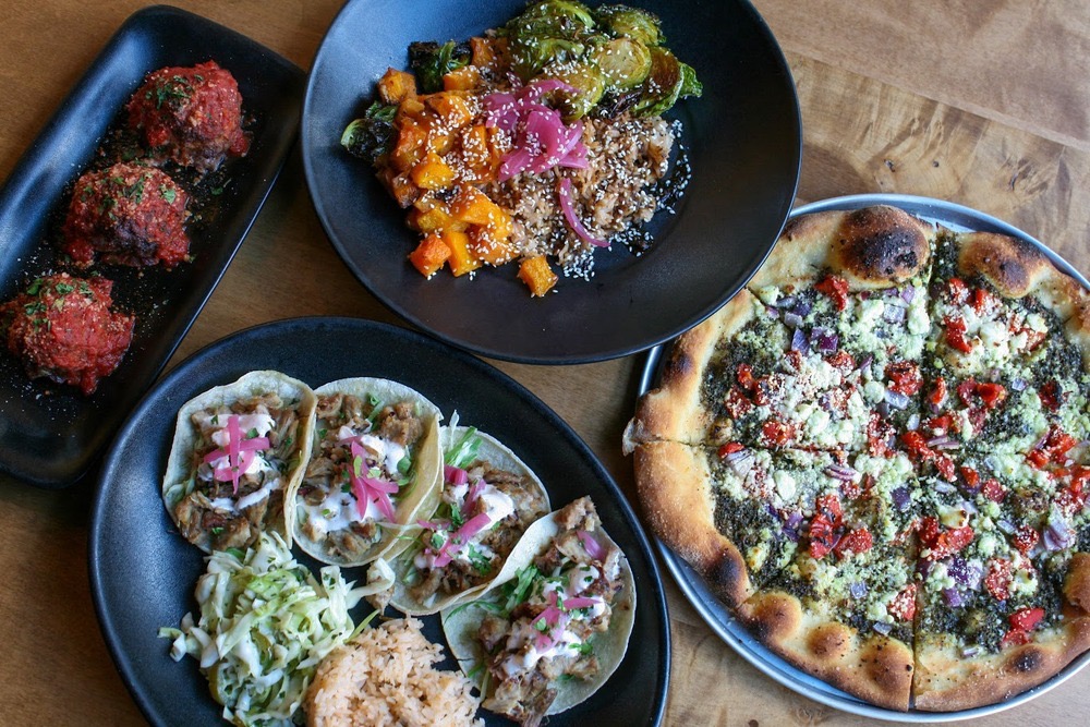 9 of the Tastiest Restaurants Near Progressive Field in Cleveland, OH ...