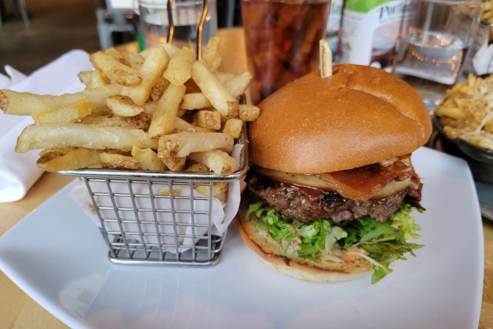 The Absolute Best Burger Spots in Seattle, Washington - American Eats